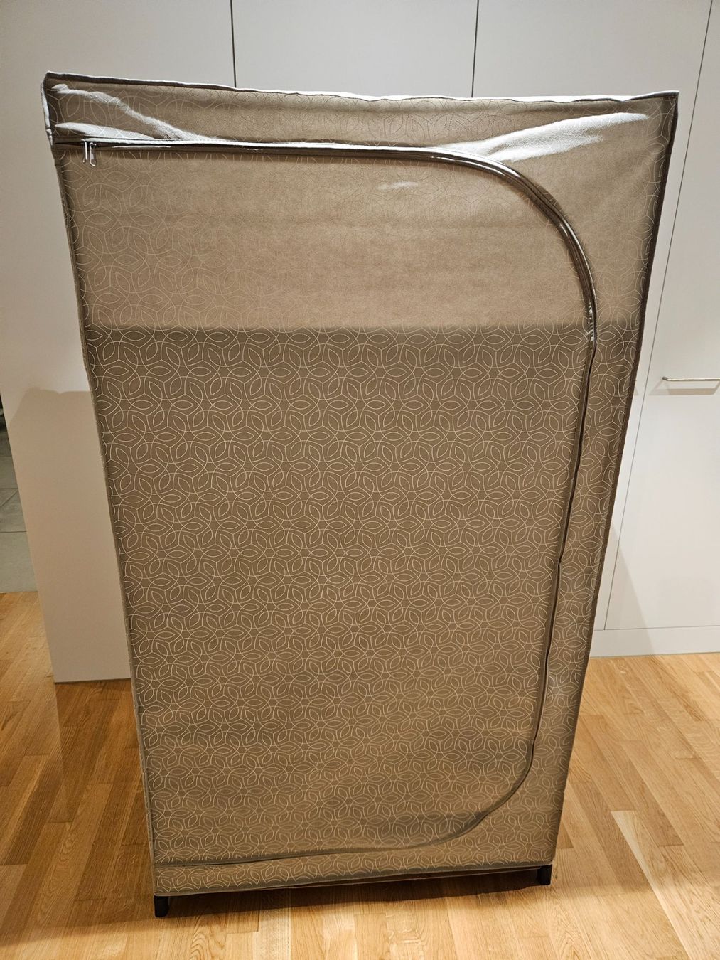 Wenko Balance Kleiderschrank (faltbar) (2025 gekauft) (Gebraucht) in ...