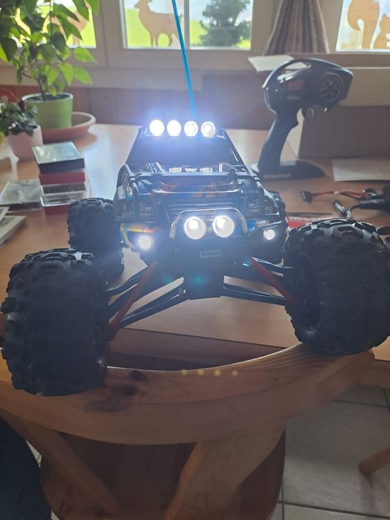 Traxxas Summit RTR 4×4 1:16 Komplettset mit Beleuchtung (Gebraucht) in ...