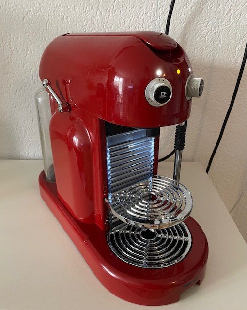 Retro Nespresso Kaffeemaschine | Kaufen auf Ricardo