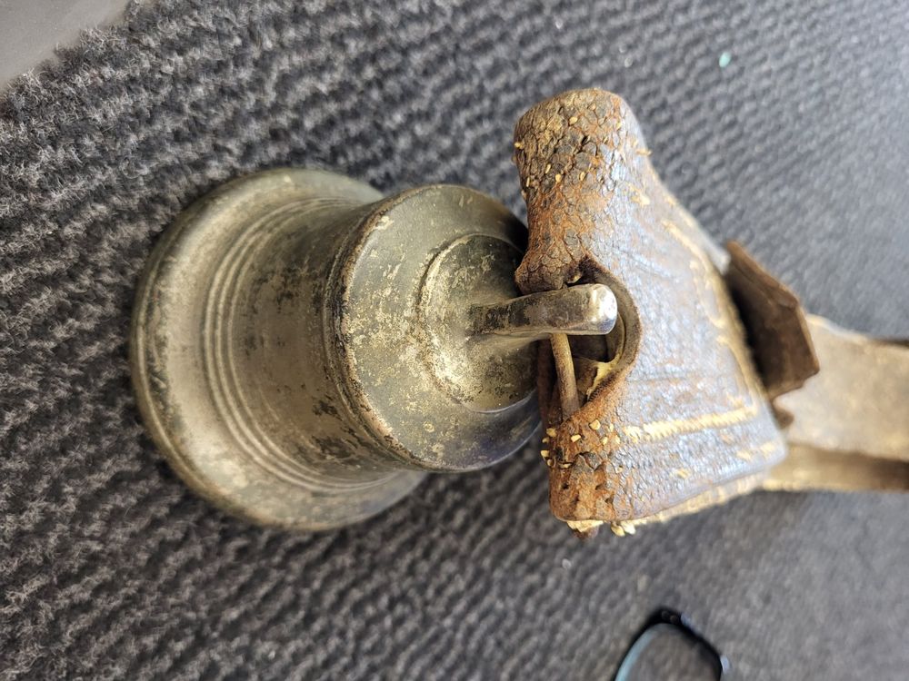 Kuh Glocke Antik (Gebraucht) in Degersheim für CHF 80 – mit Lieferung auf Ricardo kaufen