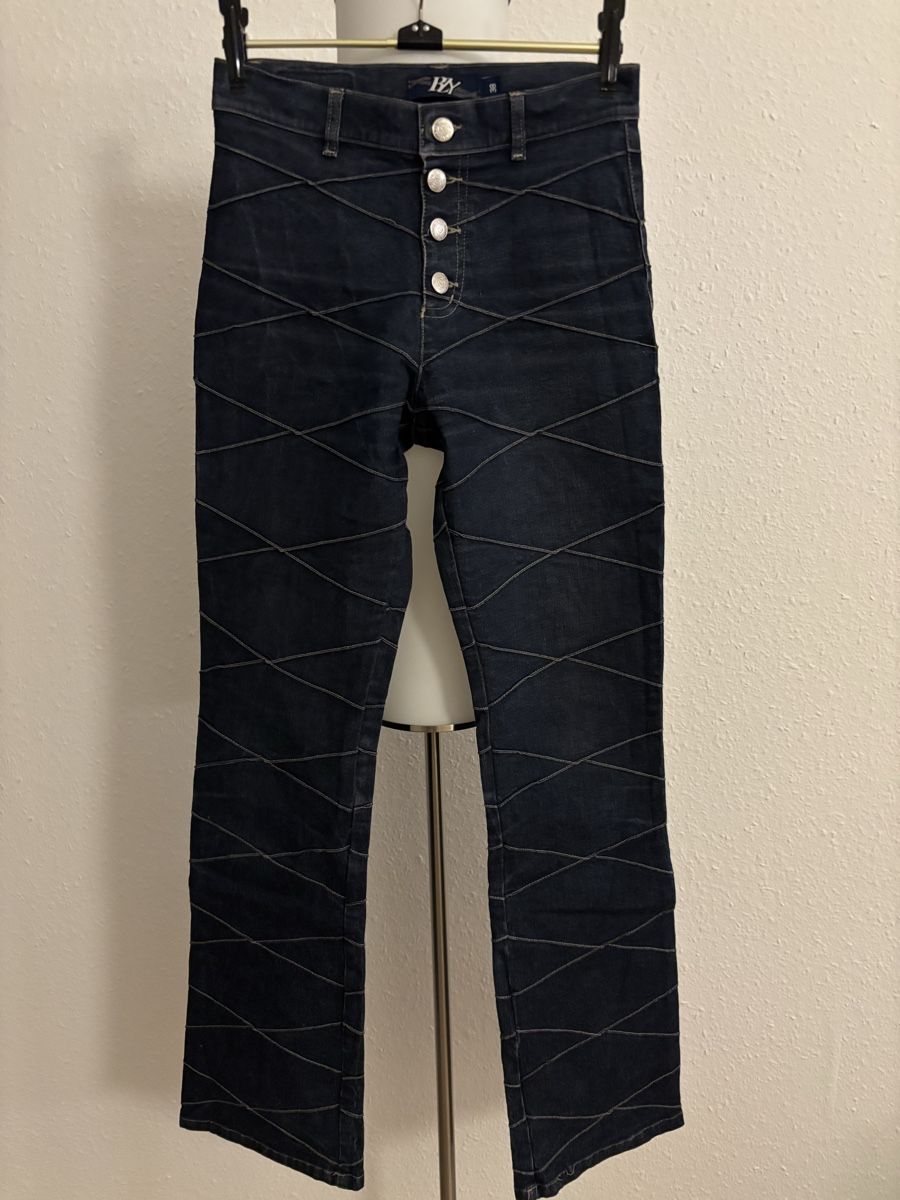 Superbe jeans bootcut surpiqué (D'occasion) à Onex pour CHF 20 – avec ...