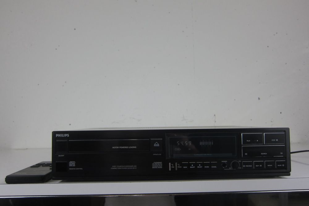 Philips CD 304 Mk2 Cd Player mit Fernbedienung (Gebraucht) in Fahrweid ...