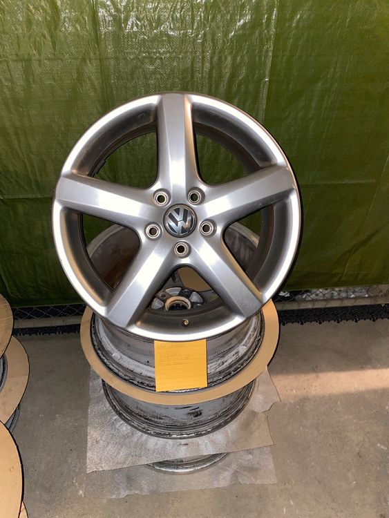 Originale VW 17 Zoll Alufelgen Aspen (Gebraucht) in Zürich für CHF 180 ...