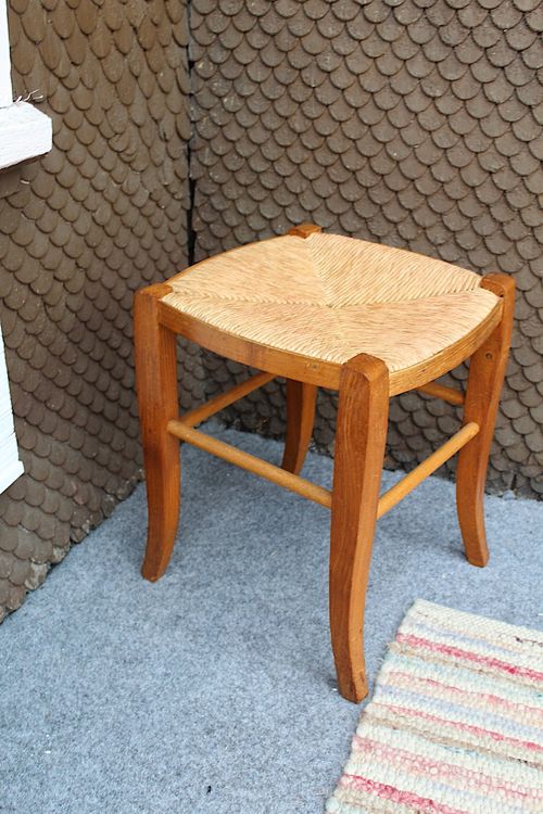 Vintage Hocker aus und Strohgeflecht (Gebraucht) in La Chaux-de-Fonds ...