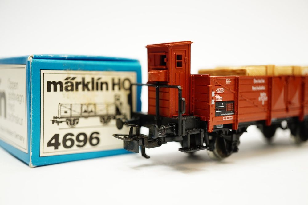 8∂ Märklin 4696 DRG Hochbordwagen 0 braun mit Ladegut (Gebraucht) in ...