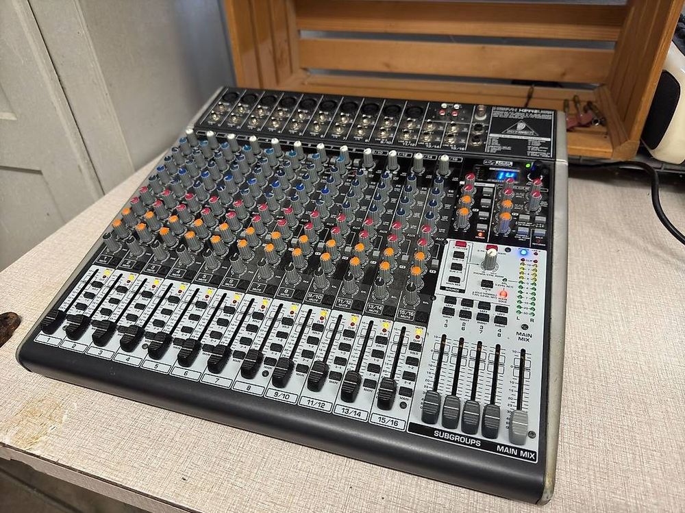 Behringer Xenyx X2442USB Mixer (Gebraucht) in Biel/Bienne für CHF 140 ...