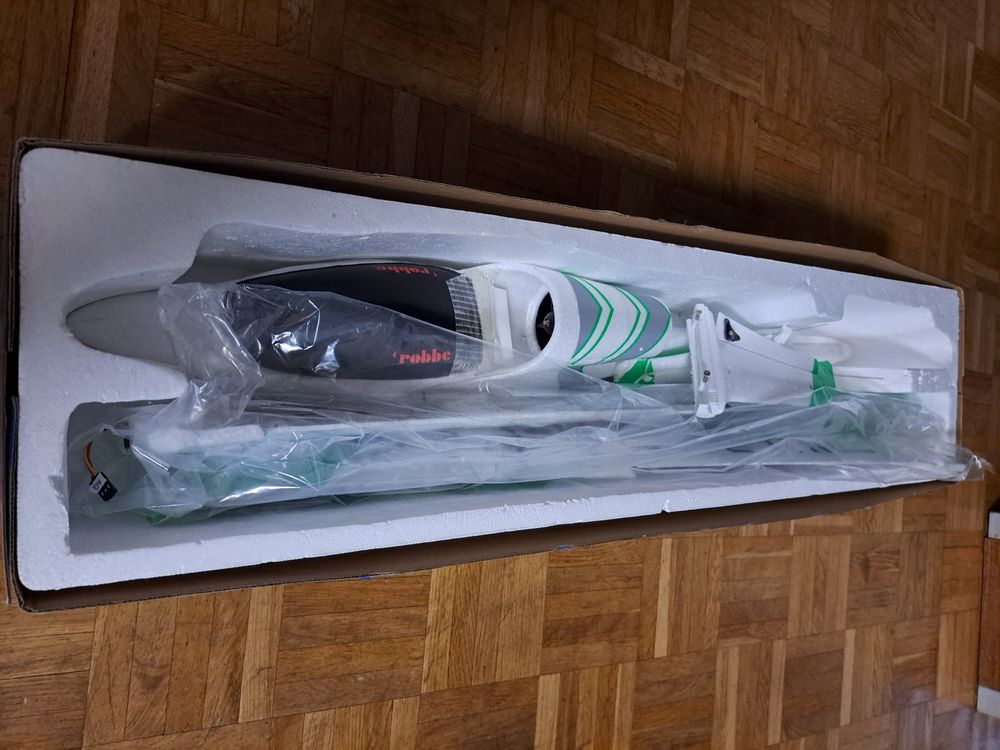 Planeur Robbe Arcus (Gebraucht) in für CHF 30 – mit Lieferung auf ...