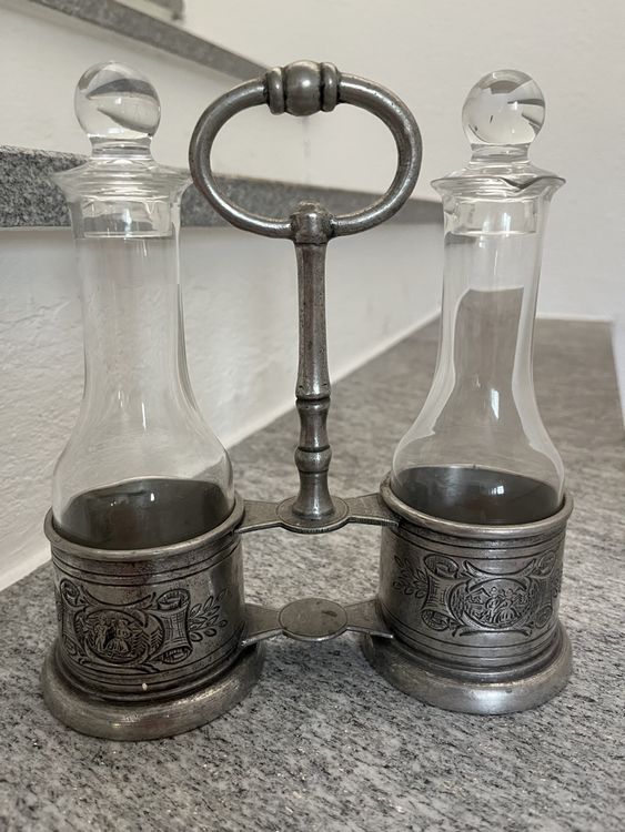 Elegante oliera antica in vetro e peltro 95% (Usato) a Osogna per CHF ...