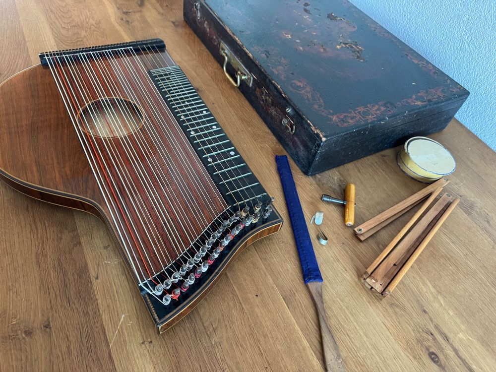 Zither (Gebraucht) in Frauenfeld für CHF 59 – nur Abholung auf Ricardo ...