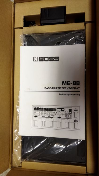 Boss ME-8B Bass Multiple Effects Bass Guitar Pedal (Gebraucht) in ...
