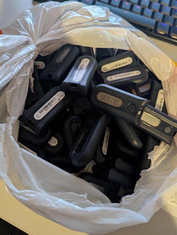 eToken PASS - tragbarer OTP Authentifikator (ca 100Stk) | Kaufen auf ...