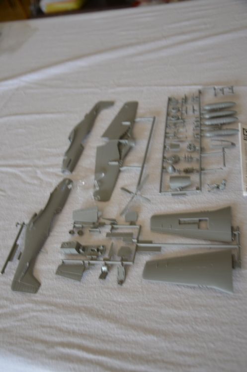 Revell P-51D Mustang 1:48 Scale (85-5241), mit Bauanleitung | Kaufen ...