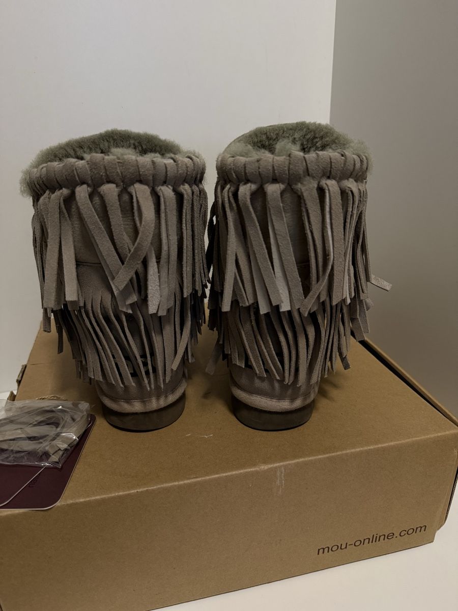 MOU Boots mit Fransen, hellbraun, Gr. 39, Winterstiefel (Gebraucht) in ...