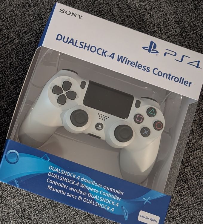 Neuer, originalverpackter PS4 Dualshock 4 Controller (Neu und ...
