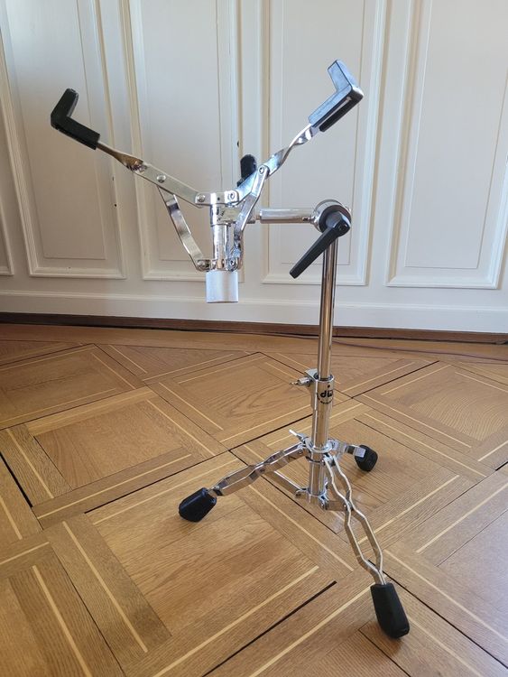 DW Snare Stand, Snare Drum Ständer (Gebraucht) in Zürich für CHF 110 ...