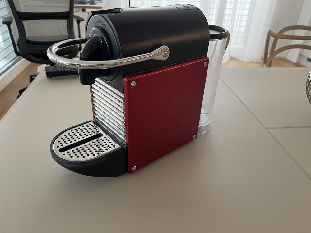 Nespresso coffee machine (Gebraucht) in Au ZH für CHF 51 – nur Abholung ...