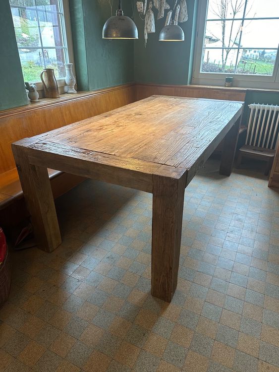 Wunderschöner massiver Holztisch (Gebraucht) in Ebmatingen für CHF 500 – nur Abholung auf ...