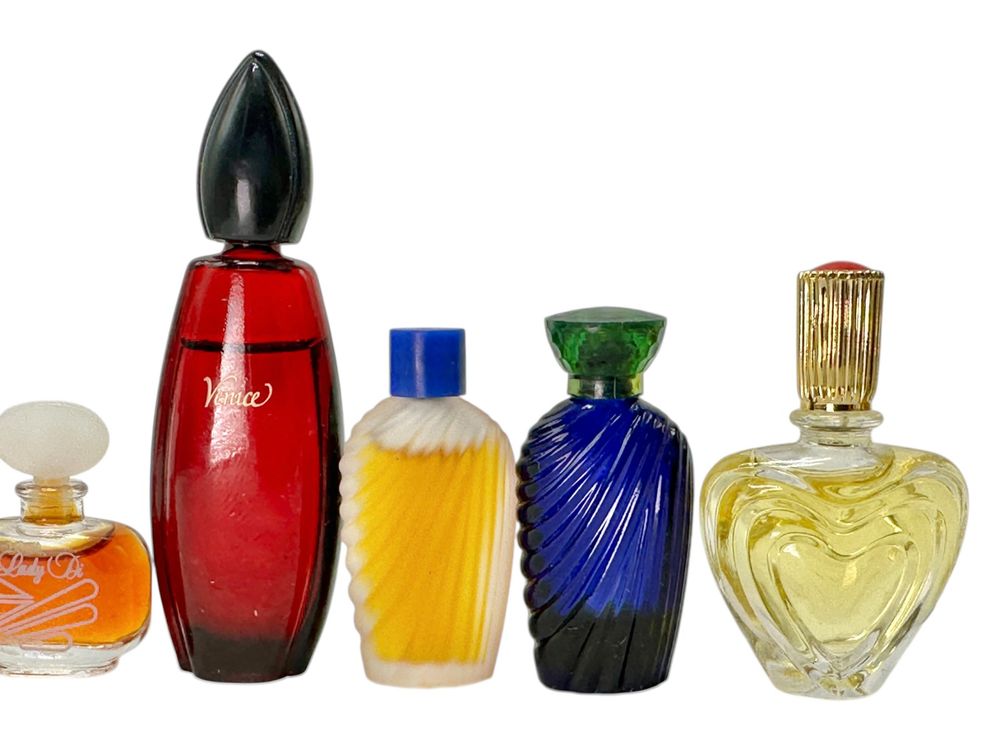 Lot de 9 miniatures de parfum de lux vintage (D'occasion) à Morges pour ...