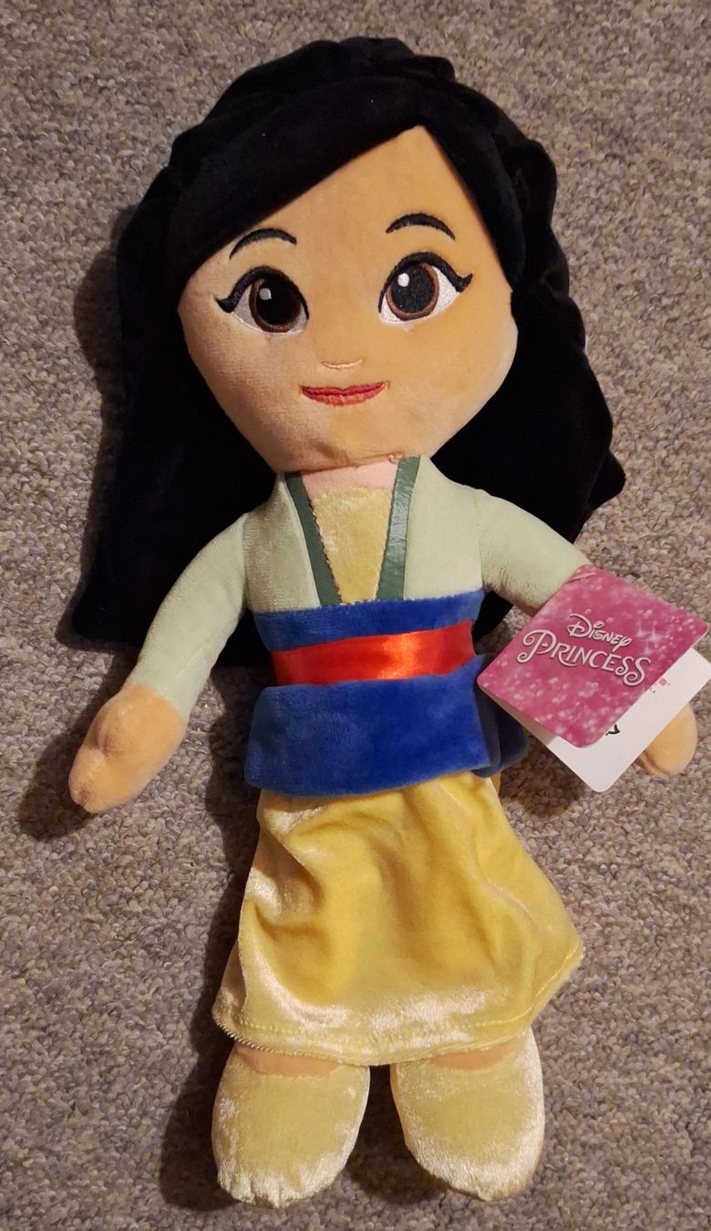 Peluche Mulan Disney Princess, douce et câline ! État neuf (Neuf avec ...