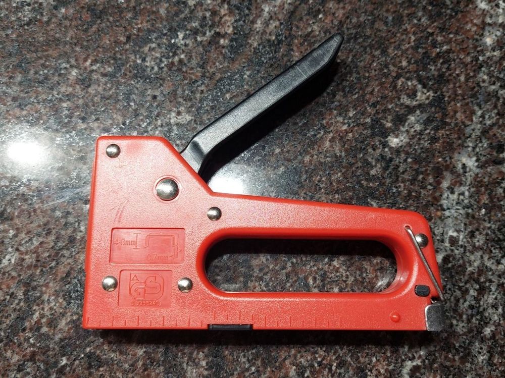 Tacker | Kaufen auf Ricardo