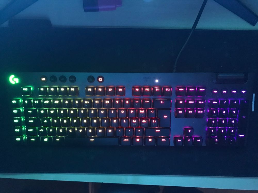 LOGITECH G815 (USB, Schweiz, Kabel) (Gebraucht) in WEINFELDEN für CHF ...