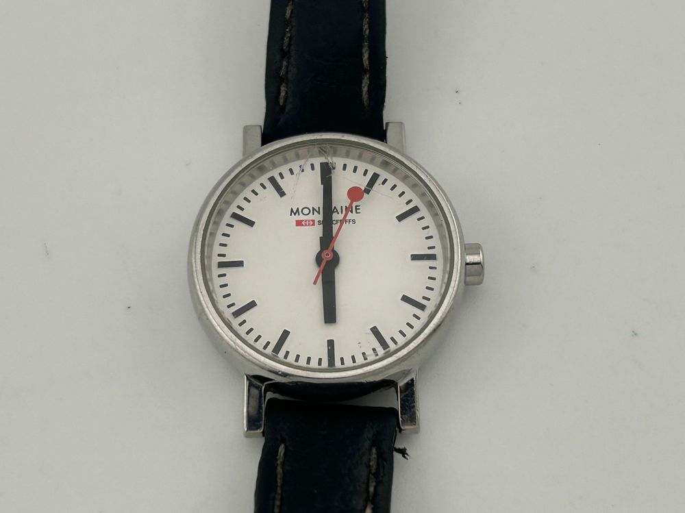MONDAINE SBB CFF montre pour femme / Damenuhr läuft (Gebraucht) in Biel ...