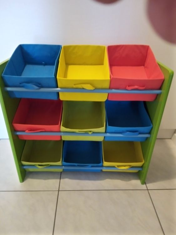 Kinderregal mit Stoffboxen (Neu (gemäss Beschreibung)) in Lyss für CHF 15 – nur Abholung auf ...