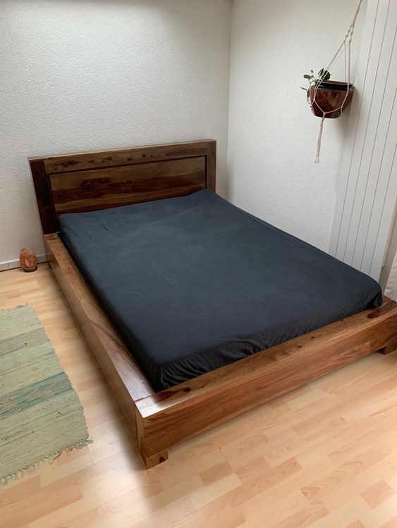 Massiv Holz Bett Sheesham | Kaufen auf Ricardo Massiv Holz Bett Sheesham | Kaufen auf Ricardo
