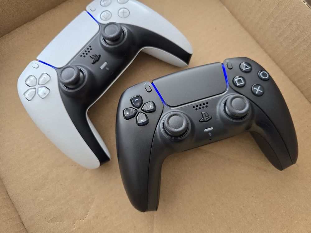 Original PS5 Controller(2 stück) | Kaufen auf Ricardo