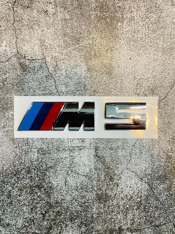 BMW M5 Emblem Logo Schriftzug NEU in Chrom (Neu und originalverpackt ...