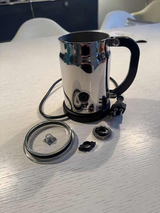 Nespresso Milchschäumer (Gebraucht) in Therwil für CHF 20 – mit Lieferung auf Ricardo kaufen