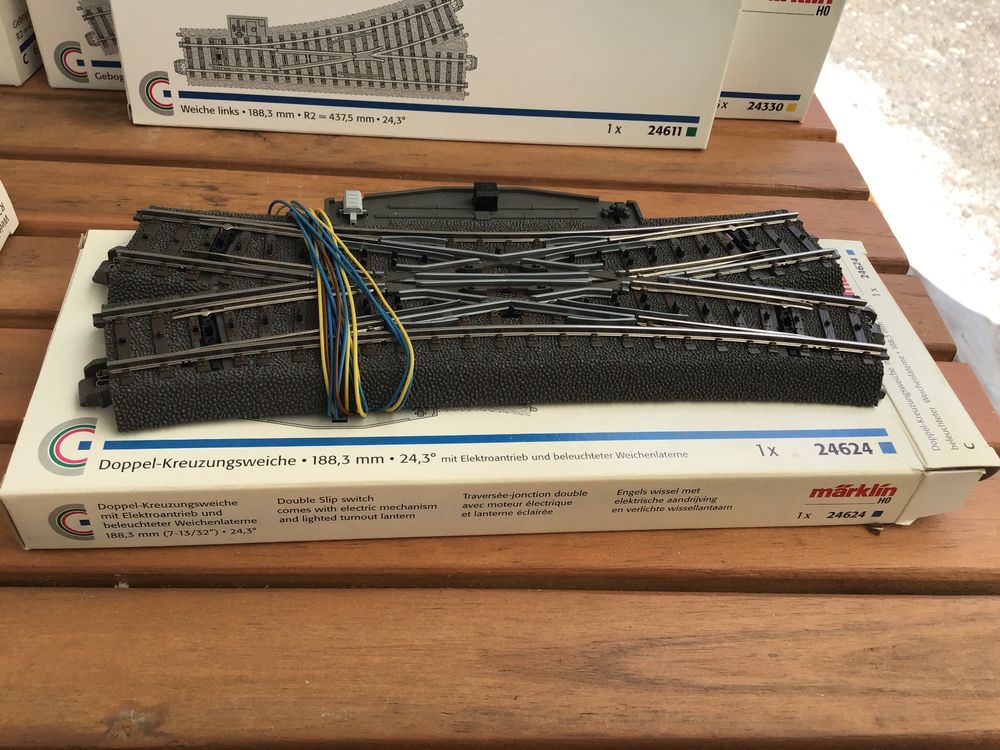 Märklin H0 24624 Doppelkreuzungsweiche - Neuwertig! (Gebraucht) in ...