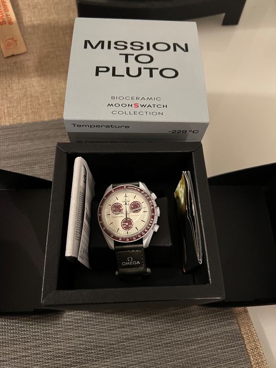 Swatch X Omega Moonswatch Pluto | Kaufen auf Ricardo