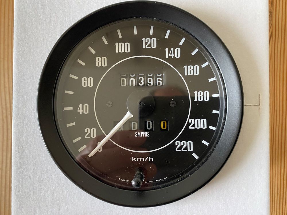 Smiths Tachometer klassisch 100mm Ø, schwarzes Zifferblatt (Neu (gemäss ...