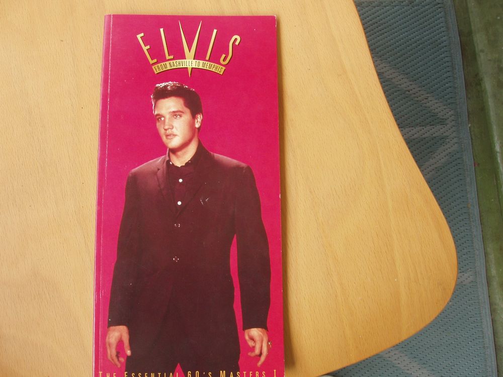 Elvis Presley - 5 CD (Gebraucht) in Biel/Bienne für CHF 5 – mit ...