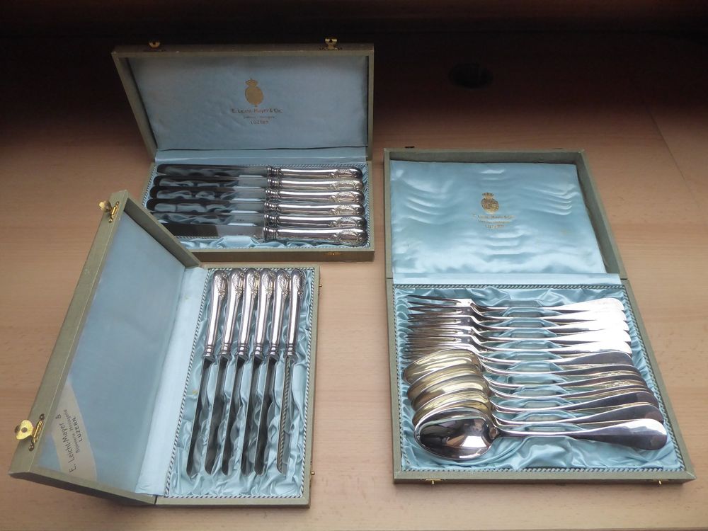 Silberbesteck Messer Gabeln Löffel, mit Stempel, antik (Gebraucht) in Oberterzen für CHF 750 ...