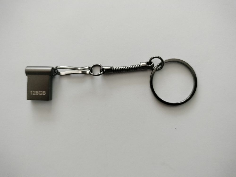 USB-Stick mini (Neu (gemäss Beschreibung)) in Wilen b. Wollerau für CHF ...