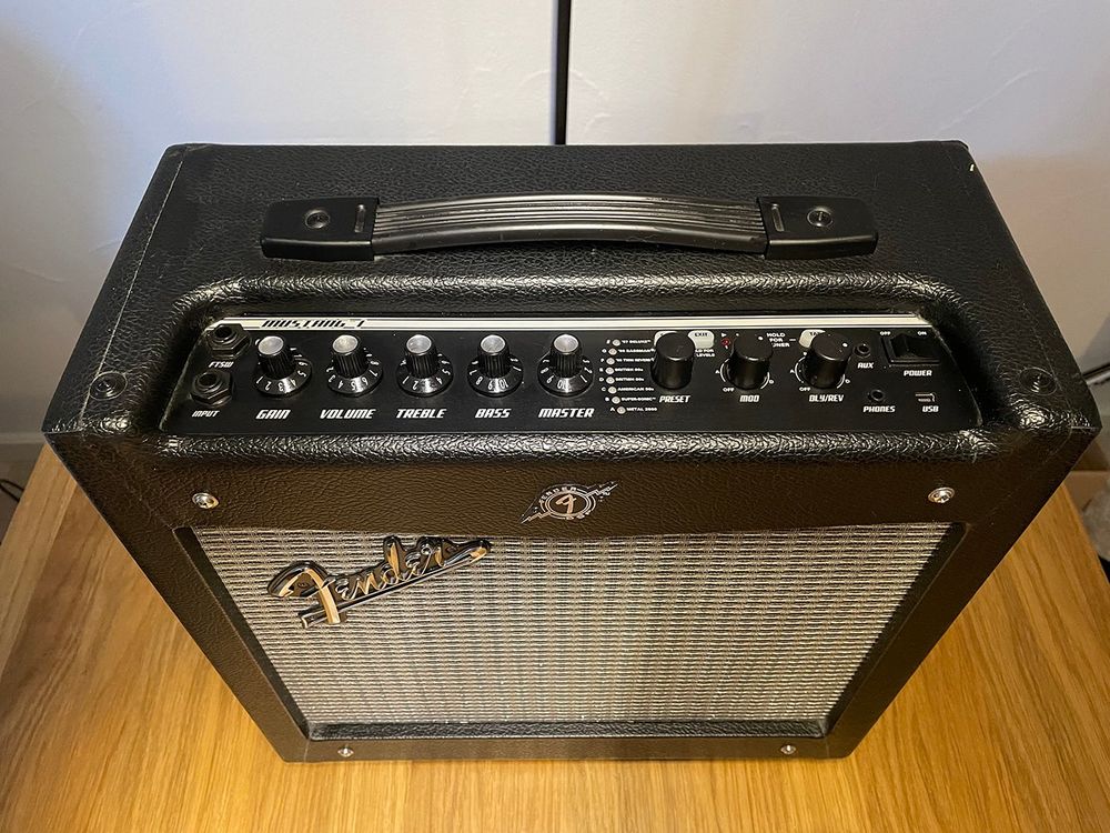 Fender Mustang I V.2 E-Gitarren Combo Amp Verstärker (Gebraucht) in Basel für CHF 77 – nur ...