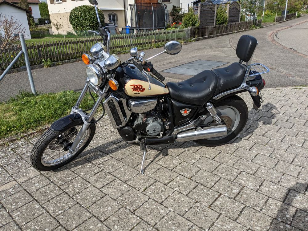 Wunderschöne Aprilia Red Rose 125, muss überholt werden (Defekt) in ...