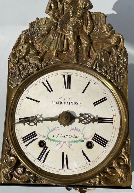 Antike Roger Raymond Wanduhr mit Figuren | Kaufen auf Ricardo