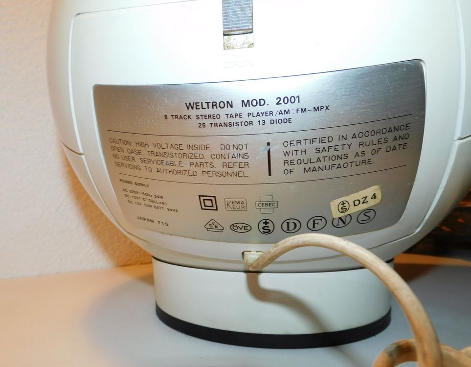 Designklassiker Weltron 2001 Space Ball 8 Track (Gebraucht) in für CHF ...