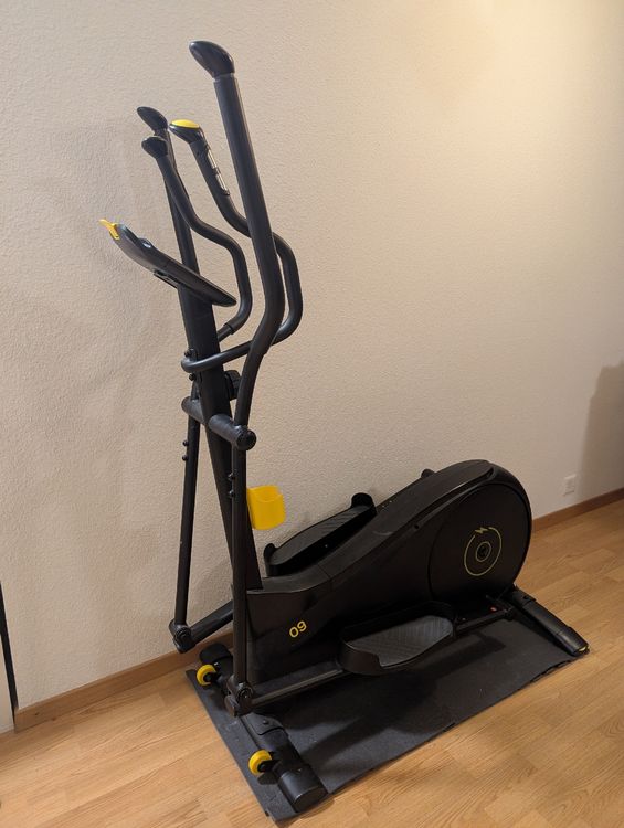 Domyos 520 self-powered and connected cross trainer (Neu (gemäss ...