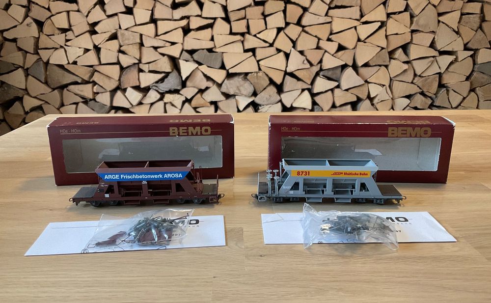 Lot de 2 wagons Bemo RhB HOm (Neu und originalverpackt) in Arzier-Le ...