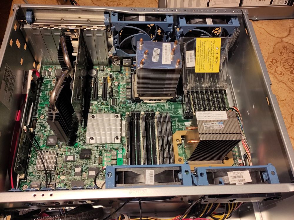 HP Proliant ML350 Gen6 - Server (Gebraucht) in Sargans für CHF 33 – nur ...