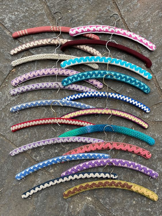 Vintage Kleiderbügel Gestrickt Lisme (Gebraucht) in Bern für CHF 39 ...