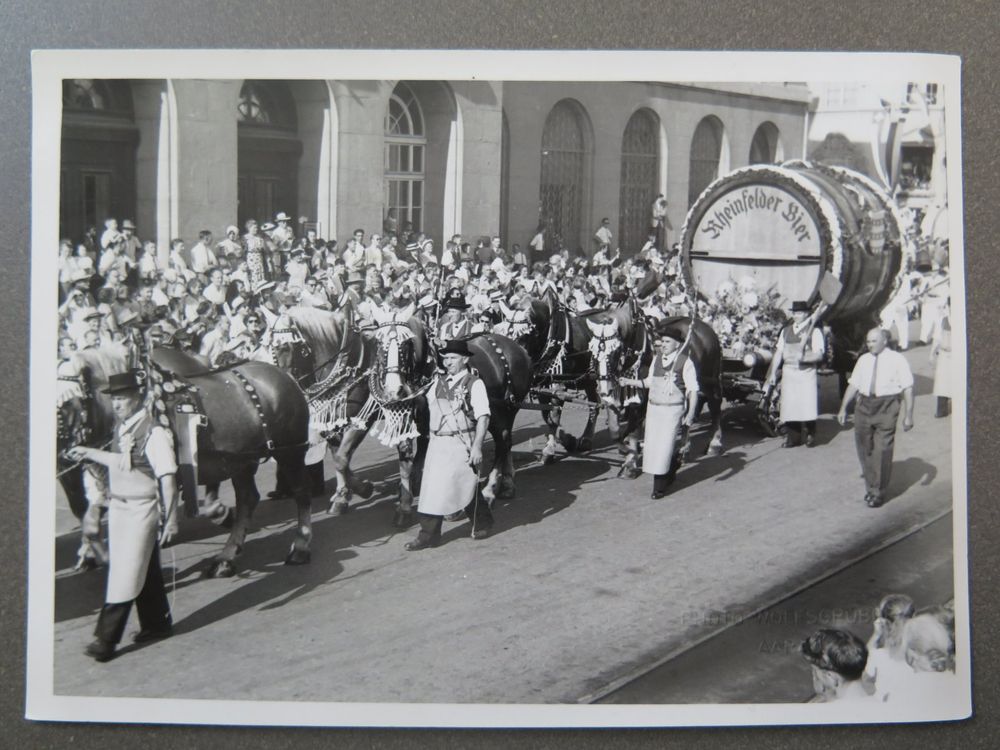 AARAU (?) - UMZUG - RHEINFELDER BIER - BIERBRAUEREI (Gebraucht) in Wittenbach für CHF 19 – mit ...