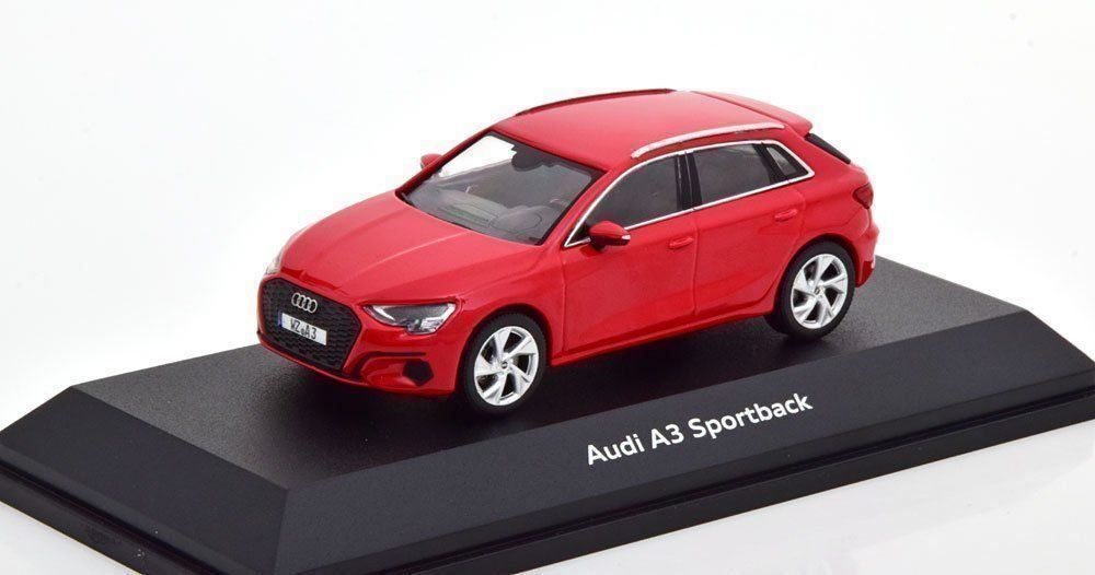 Audi A3 Sportback 8Y seit 2020 rot 1:43 von iScale (Neu und ...