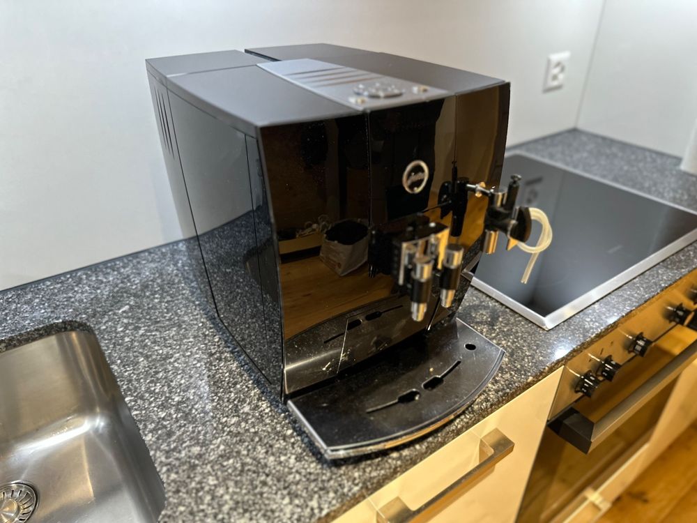 Kaffeemaschine Jura IMPRESSA J7 Swiss Made *Speziell* (Gebraucht) in Interlaken für CHF 296 ...