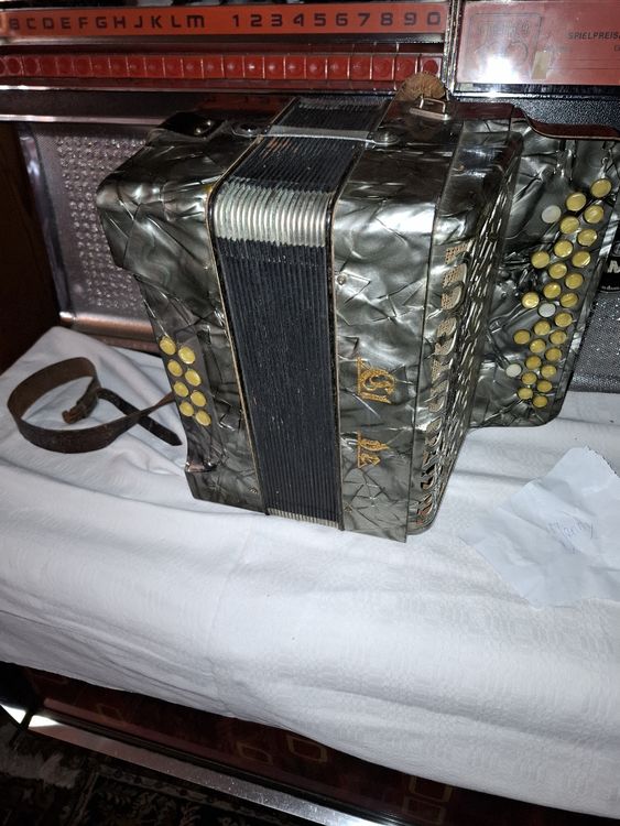 Handharmonika "Claude" Akkordeon, Vintage | Kaufen auf Ricardo