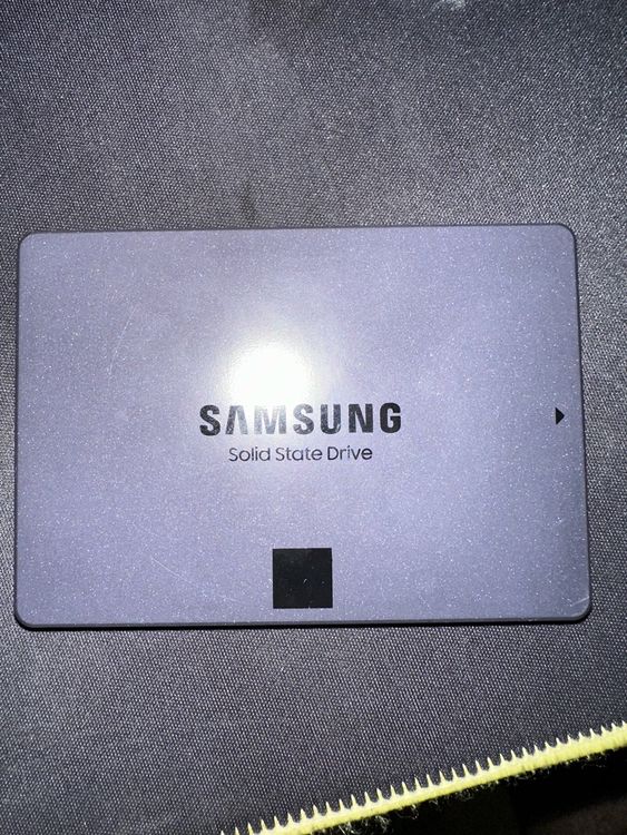 1TB SSD Samsung (Gebraucht) in Zwingen für CHF 43 – mit Lieferung auf ...